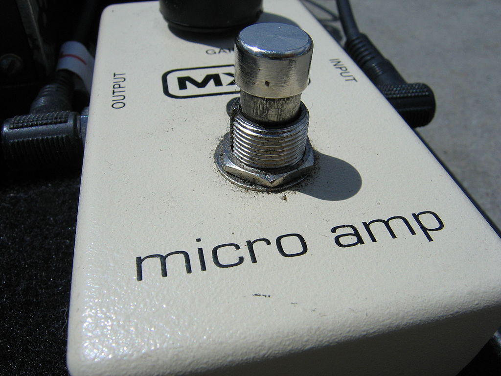Introduction To Guitar Effect Pedals - Achieve The Desired Sound ...